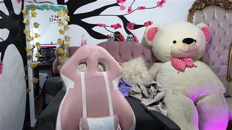 Petite Lucy Fingering Lucy Lucy