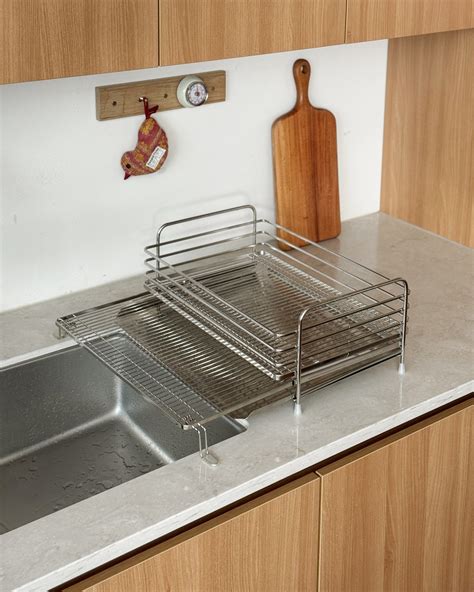 로코하우스 Roco House 가끔 설거지하면서 건조대도 스트레스였던 거 저뿐인가요😅 그릇 많으면 좁고 넓히자니 자리는 없고 고민 끝이었죠 알텐바흐 식기건조대는