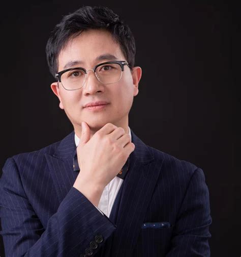 杨天利