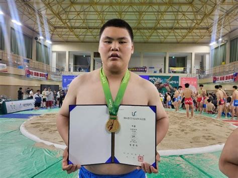 [전국소년체전] 시즌 ‘4관왕 정선우 “우승 해서 기분 좋습니다”