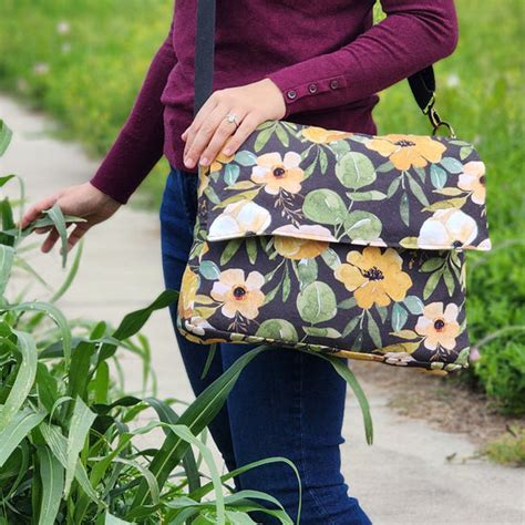 Foraging Satchel Sewing Pattern Twig Tale