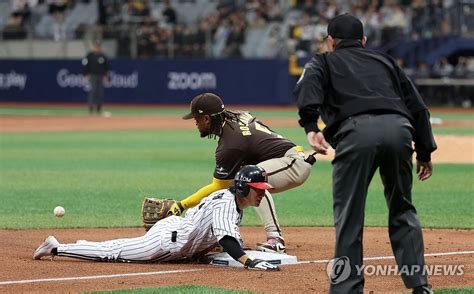 LG 신민재 도루 성공 연합뉴스
