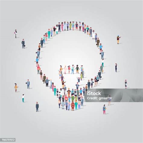 사람들이 빛 램프 아이콘 모양 소셜 미디어 커뮤니티 창조적 인 아이디어 개념 다른 직업 직원 그룹이 함께 전체 길이에 모여 개념에 대한 스톡 벡터 아트 및 기타 이미지