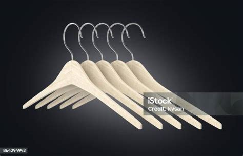 옷을 옷걸이 나무 그림의 고전적인 옷 걸이 그라데이션에 고립 된 3d 배경 가정 생활에 대한 스톡 사진 및 기타 이미지 가정 생활 갈색 걸이 장비 Istock
