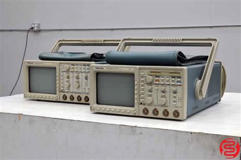 Tektronix Tds 420 And 420a Digital Oscilloscope Boggs Equipment