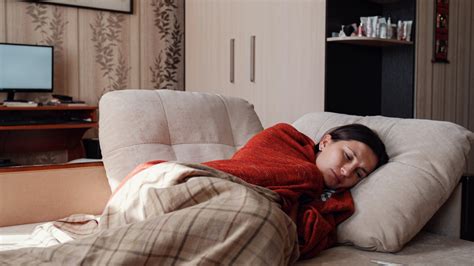 Пикът на грипа ще бъде в края на януари и началото на февруари Новини бг