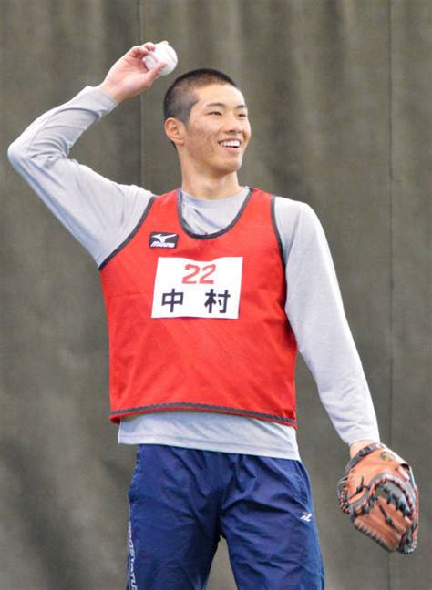 清原を超えた男 広陵・中村奨成 写真特集：時事ドットコム