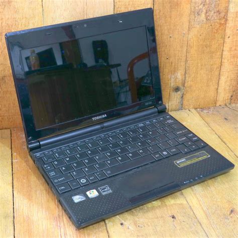 Jual Notebook Toshiba NB Bekas Jual Beli Laptop Bekas Kamera Service Sparepart Di Malang