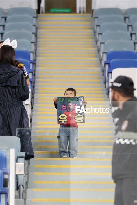 [잡담] 파포토에 찍힌 문선민 아들램 인스티즈 Instiz 축구 카테고리