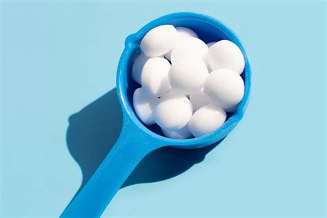 Are Mothballs Toxic Heres What You Should Know