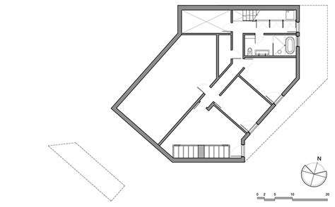 Quebec Home By MU Architecture Blends In With Snowy Terrain