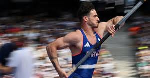 French Pole Vaulter Gets 250k Job Offer Thanks To His Viral Bulge Us