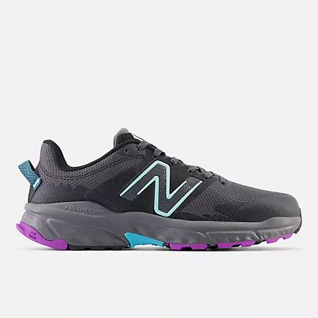 Заказать Обувь для походов Беговые кроссовки New Balance FRESH FOAM ...