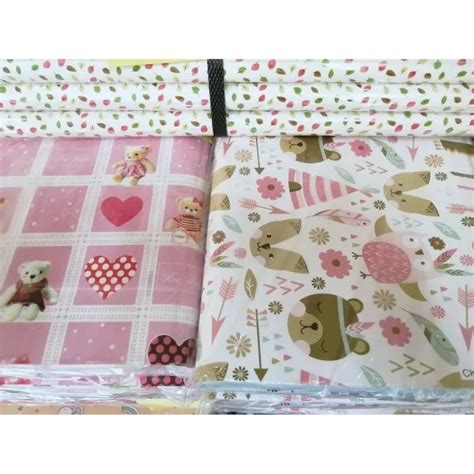 กระดาษห่อของขวัญอาร์ตมัน คละลายน่ารักๆ 100 แผ่น Th