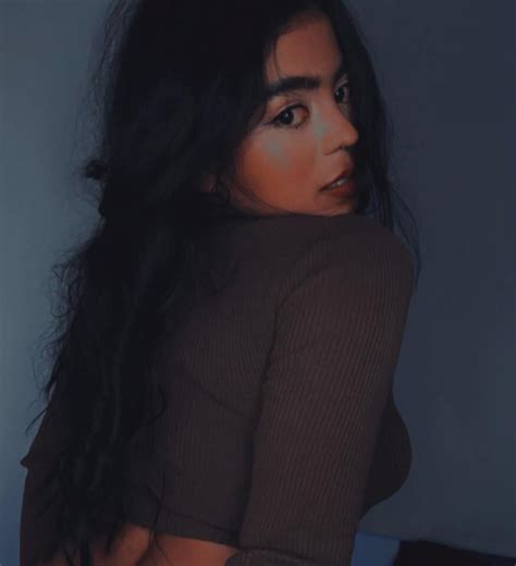 Naiarasex直播表演 Myavlive