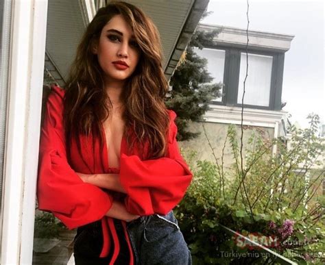 Zeynep Koçaktan Iddiasız Pozlar Eski Aşkı Oğuzhan Koça Gönderme Yapmıştı Magazin Haberleri