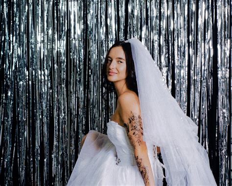 Playing The ‘feeld Getting On The Sex Positive App And Opening Up My Marriage Last Year