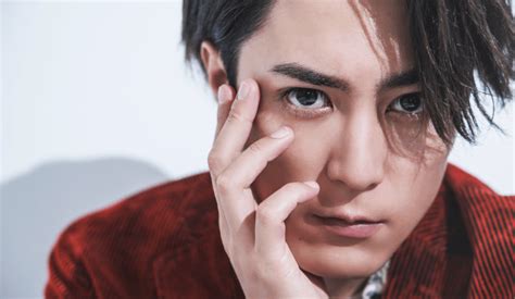 【俳優・間宮祥太朗さんインタビューvol2】作品が「戻ってきて、再び始まる」――どうなるか分からないのが舞台の魅力 Precious