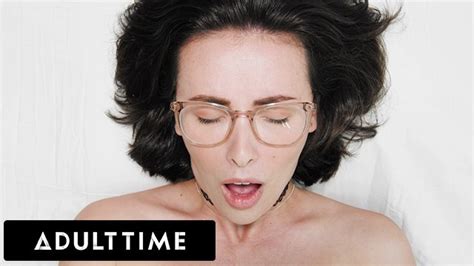 Adult Time How Women Orgasm With Casey Calvert Pornhub Com