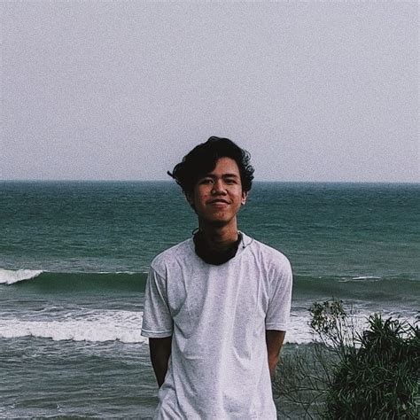 Fikri Naufal Hamdi Medium