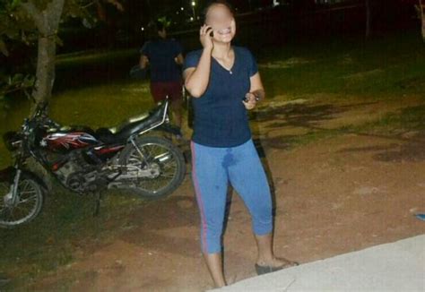 Ini Foto Wanita Cantik Yang Pipis Di Celana Karena Ketakutan Dikejar Satpol PP Share To All