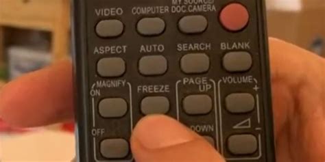 How To Freeze A Projector Screen Theater Desire