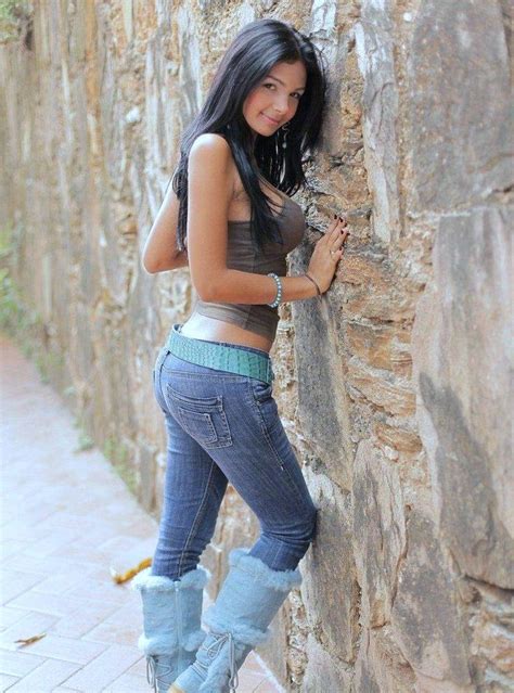 Women In Tight Jeans Hot Jeans Fashion Tight Jeans