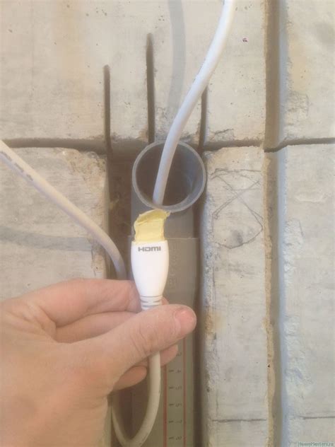 Скрытый кабель канал для телевизора в стене 85 фото