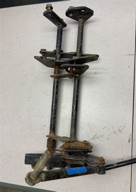 Cub Cadet 2146 Shaft Drive Lawn Tractor 14hp Part Cc747 3304 Transmis Parts Frog