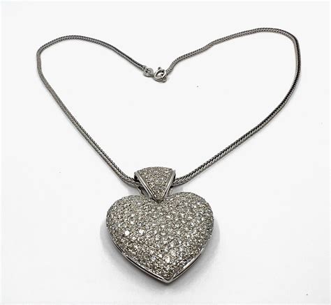 Heart Necklace In Diamonds Approx 7 Carats And White Gold For Sale