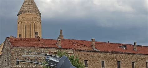 სტიქიამ ალავერდის სამონასტრო კომპლექსის შენობები დააზიანა Knews Ge