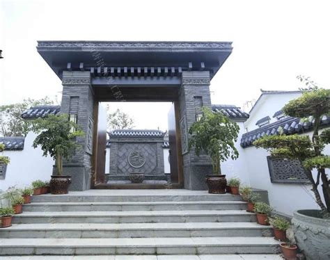 经典中式门楼独辟东方建筑之悠韵一窥古典美学之精髓 砖雕