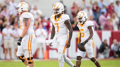 Heres Where Tennessee Football Ranks In Ap Top 25 Coaches Poll After