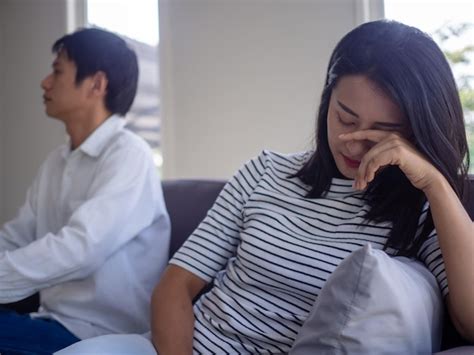 Premium Photo Asian Women Are Disappointed And Saddened After An