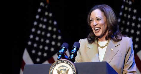 해리스 첫 모금 행사서 “우리는 약자”…지지 촉구