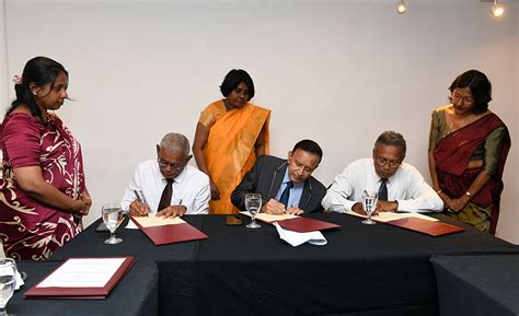 sri lanka commits to fair trade collaboration edb and international fair trade networks sign a