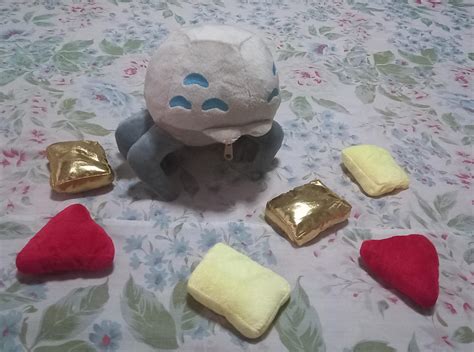 My Brother Bought Me A Lootbug Plushie R Deeprockgalactic