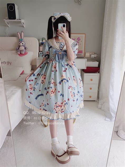 白桃少女 最新蓝色洛丽塔 原版 [29p 1v 2 2g] 撸先生