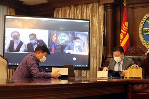 Монгол бахархлын өдрөөр Монголын өв соёлын бахархал болохуйц том номын