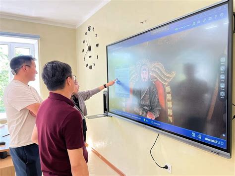 Дархан Уул аймгийн Ерөнхий боловсролын сургуулиуд 100 хувь ухаалаг ангитай боллоо Isee Mn