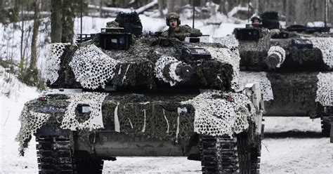 에스토니아 훈련 참여한 덴마크 레오파르트 2a7 전차