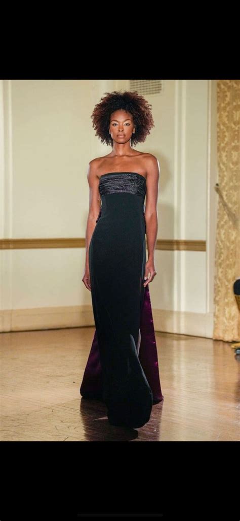 Kevan Hall Designs F W 23 Show Various Shows