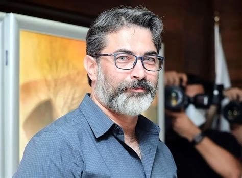 تغییر چهره باورنکردنی پارسا پیروزفر ازسریال در پناه توِ تا سریال