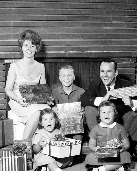 Show Bob Crane At Home Layout Shoot Date August 24 1963 Bob
