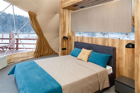 Геокупол с панорамным видом на природу