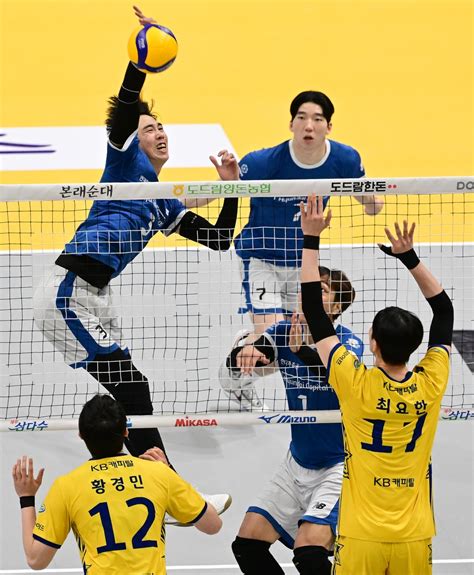 현대캐피탈 봄 배구 실낱 희망3위 Ok에 승점 5 차 추격 연합뉴스