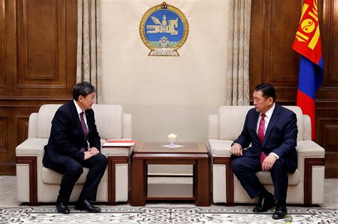 Монгол Улсын Засгийн газраас хуулийн 4 төсөл өргөн барилаа