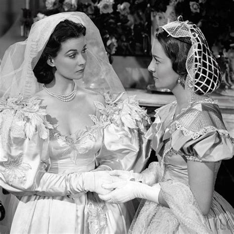 Vivien Leigh And Olivia De Havilland Gone With The Wind Royalty Picturesofcelebrities