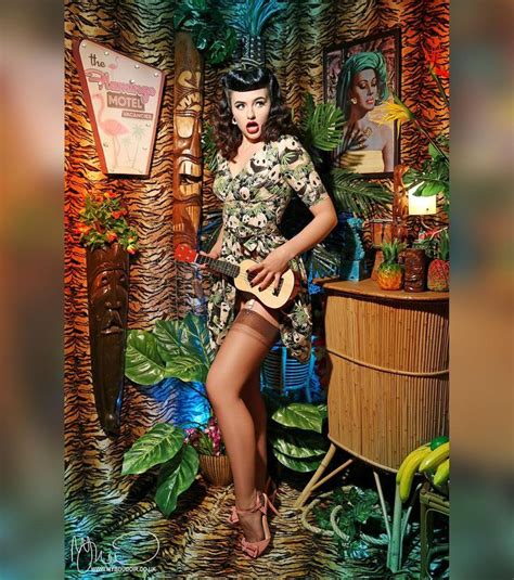 Vintage French Pin Up Photography