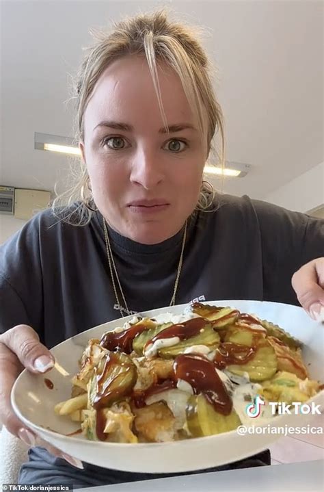 I M A McDonald S Superfan And You Ve Been Eating It All Wrong Daily